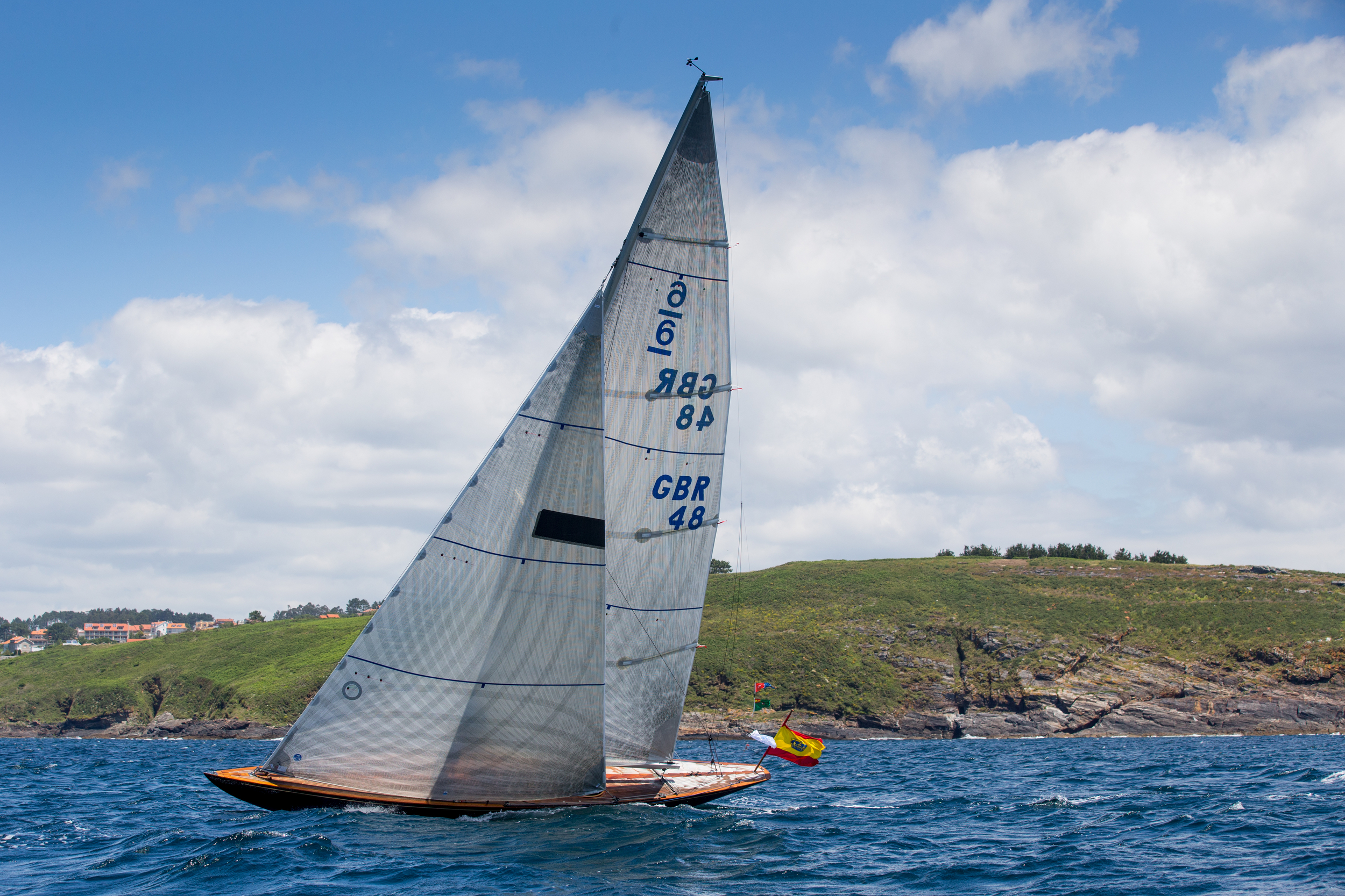 FOR SALE – GBR 48 – CAPRICE | International 6 Metre Association